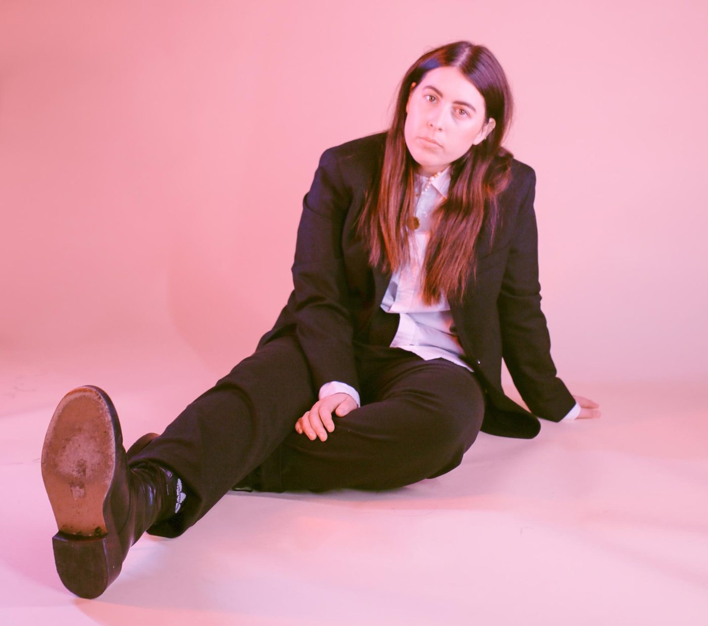 Sorcha Richardson returns with the ever-building, dreamlike “Hard to ...