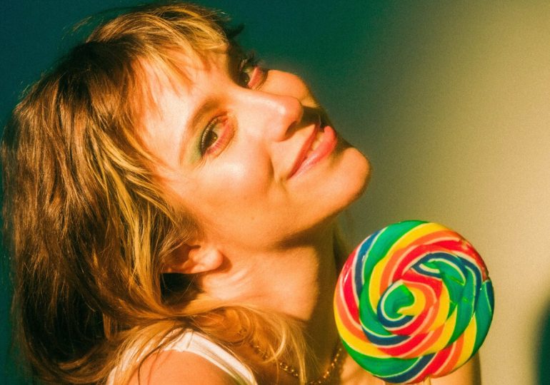 Ellen Winter dazzles on “Close to You” – Beats Per Minute