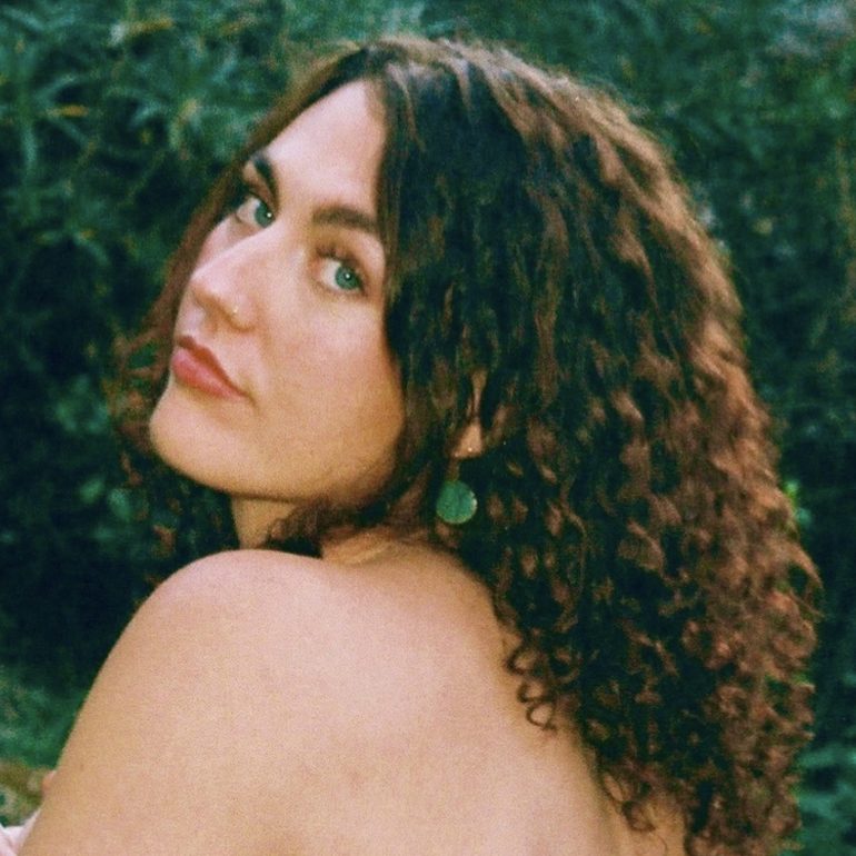 Cate Selna is timeless and triumphant on “melt” – Beats Per Minute